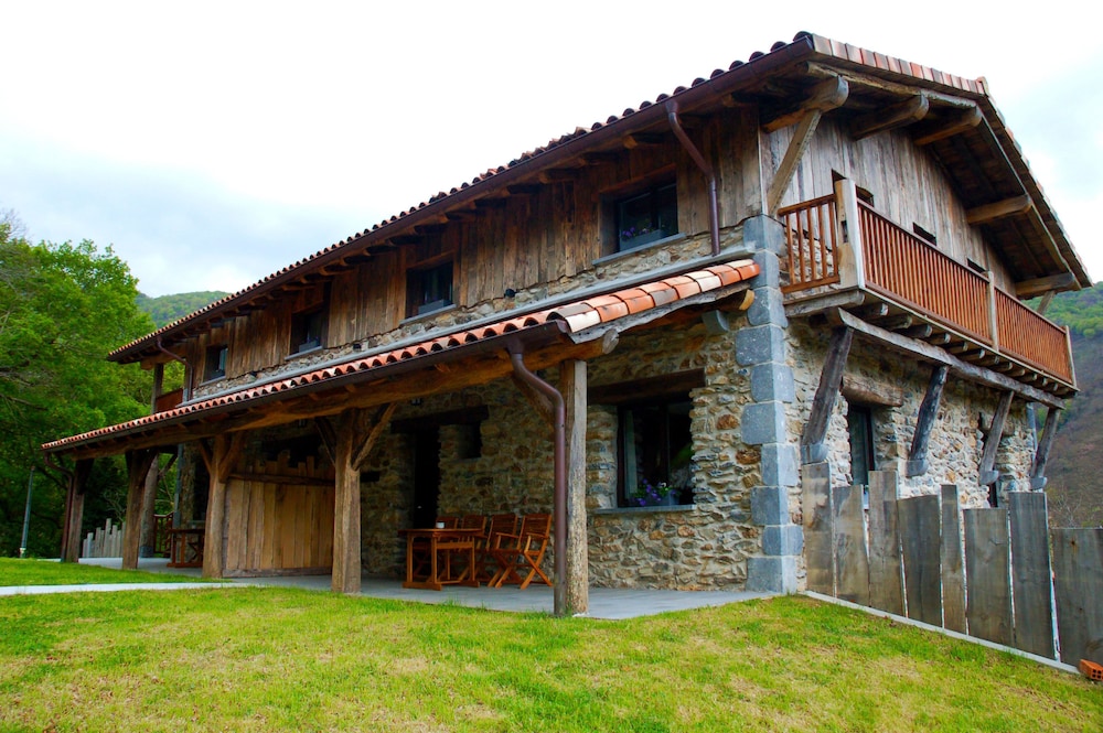 Arantza Apartamentuak - Navarra