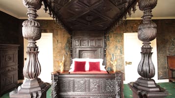 Quarto Twin Deluxe, vista para a montanha (Four Poster) | Com decoração personalizada, com mobília individualizada