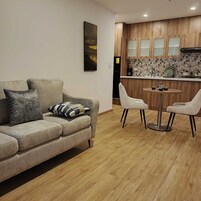 Suite de Luxo | Cozinha privada | Um frigorífico (a pedido) 