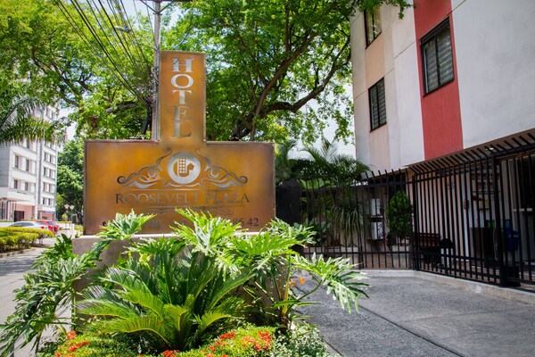 Hotel Roosevelt Plaza - Cali