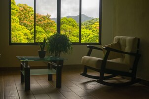 Casitas nomadas | Sala de estar | Livros 