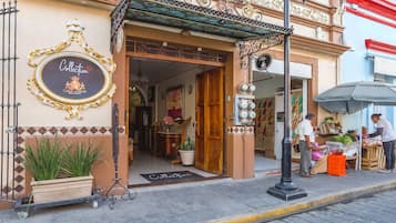 Fachada da propriedade