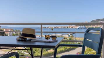 Apartamento, 1 quarto (T2) | Terraço/pátio