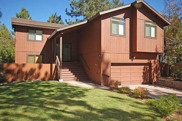 2806 Springwood Drive 4 Bedroom Home By Redawning - Zephyr Cove, NV