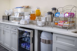 Pequeno-almoço continental diário incluído