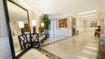 Entrada (vista interior)