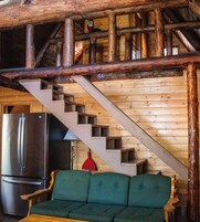 Cabana de Madeira Deluxe, casa de banho privativa (Cabin #13) | Sala de estar