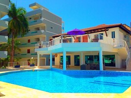 Piscina exterior 
