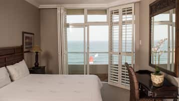 Apartamento | 4 quartos, cofres nos quartos, escrivaninha