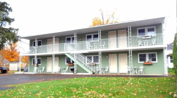 Moore's Motel - Margaretville, NY