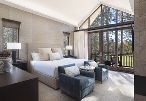 Suite, 4 quartos, vista para o lago | Lençóis de algodão egípcio, roupa de alta qualidade, cofre no quarto