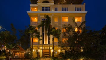 Fachada da propriedade