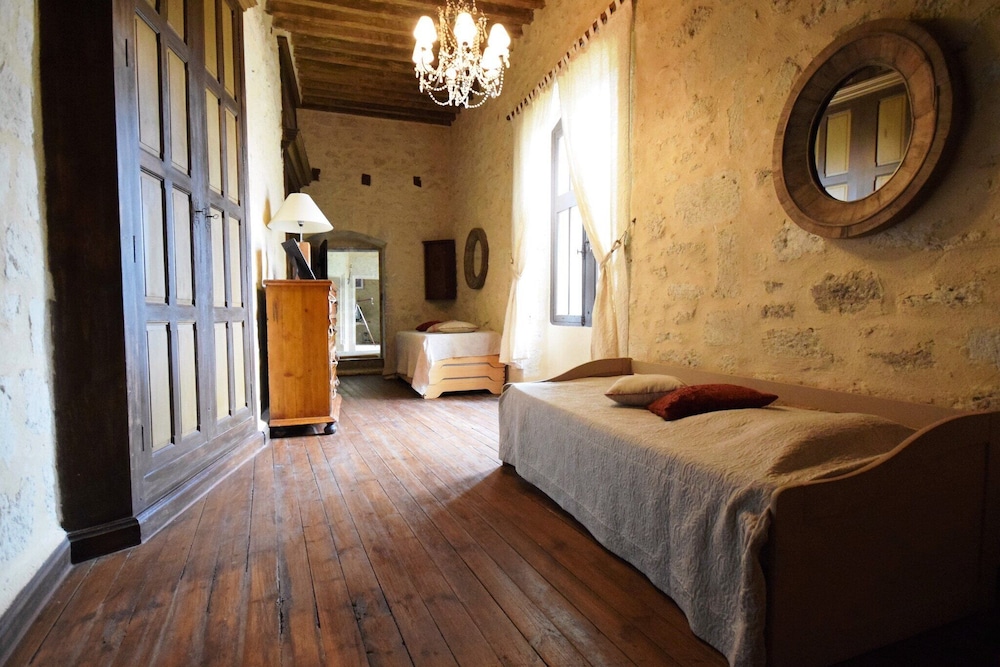 Château Près D'agen Avec Piscine - Lot-et-Garonne