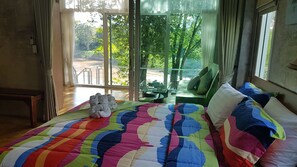 1 Bedroom Suite | Cofres nos quartos, individualmente decorados
