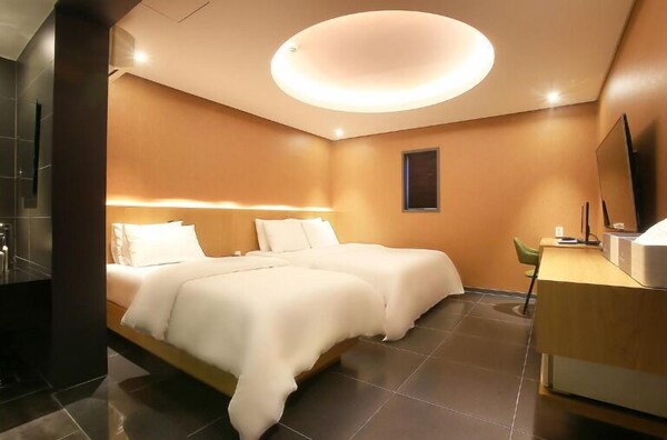 Bupyeong Zenith Hotel - Seoul