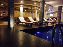 Piscina interior 