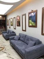 Lounge no saguão