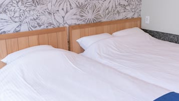 Cortinas blackout, quartos à prova de som, ferros/tábuas de passar roupa