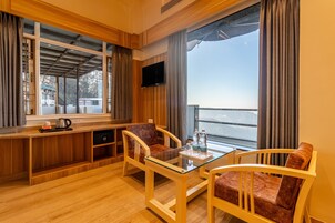 Quarto Duplo Superior, vista para o vale | Secretária, quartos insonorizados, ferro/tábua de engomar, Wi-fi grátis