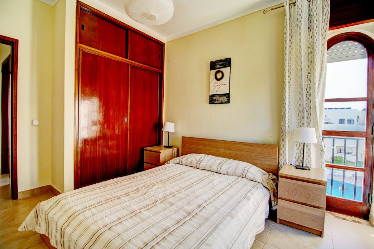 Apartamento, 3 quartos (Ferias) | Ferros/tábuas de passar roupa, berços (sobretaxa), Wi-Fi de cortesia