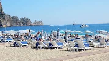 Vista para praia/oceano