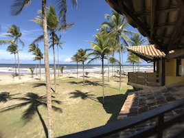 Vista para praia/oceano