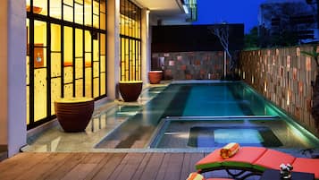Piscina exterior