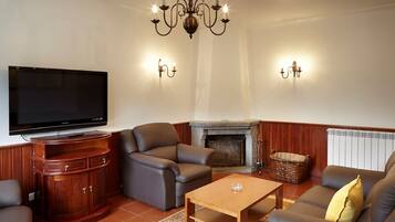 Apartamento Standard, 5 quartos | Cortinas/cortinados opacos, quartos insonorizados
