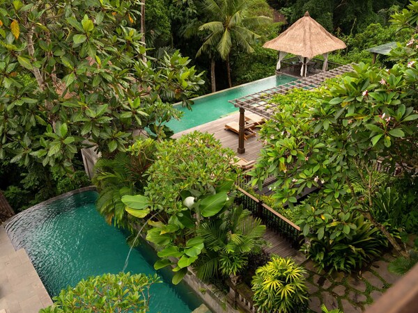 Adiwana Resort Jembawan - Ubud