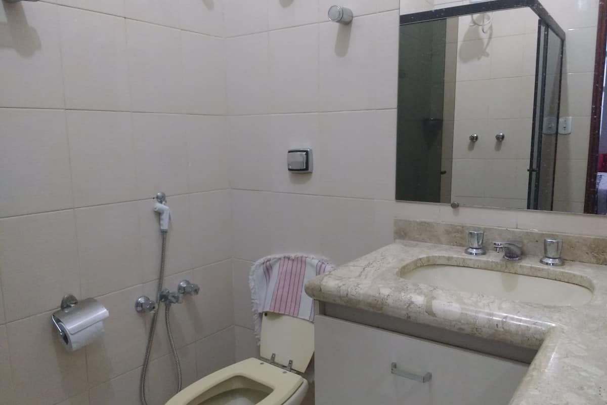 Quarto, banheiro compartilhado (Max 6 people) | Camas extras/dobráveis (sobretaxa)