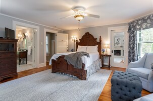 Quarto, lareira (Thomas Wolfe Room) | Roupa de alta qualidade, com decoração personalizada 