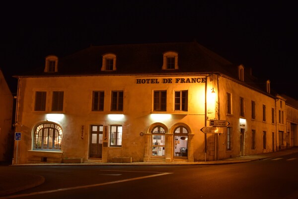 Hôtel De France - Saint-Savin