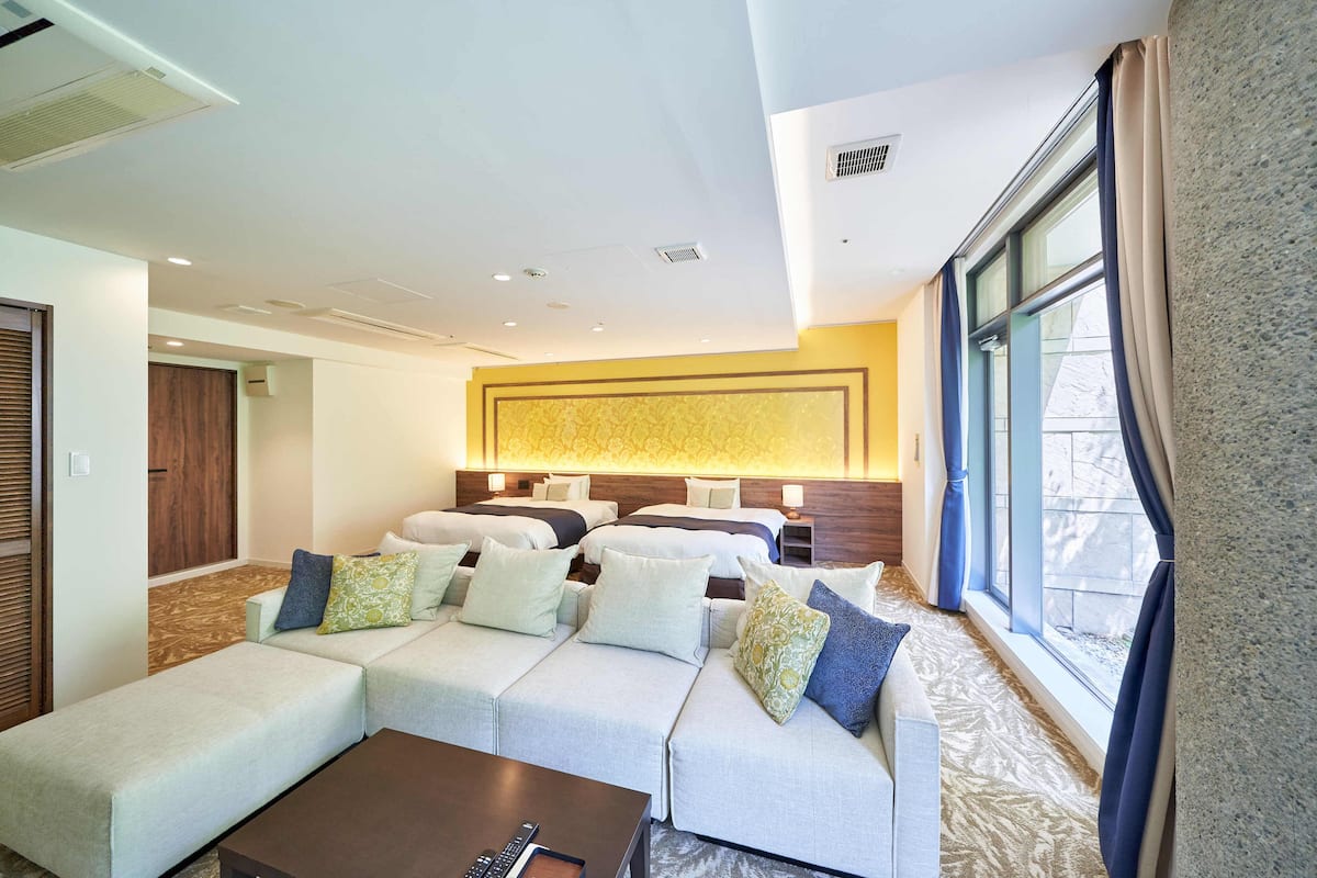 Cofres nos quartos, quartos à prova de som, Wi-Fi de cortesia