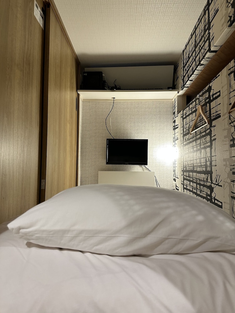 Cafe & Hostel Kimi To Ichigo - Osaka