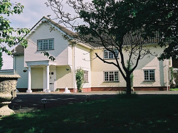 Newmans Hall - Suffolk