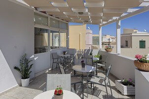 Quarto duplo (Shared Terrace) | Terraço/pátio