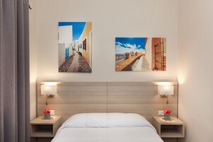 Quarto solteiro | Ferros/tábuas de passar roupa, Wi-Fi de cortesia