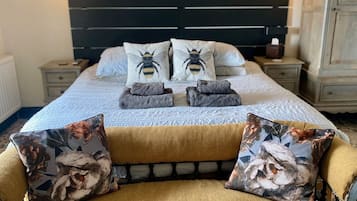 Quarto Duplo ou Twin Superior (King) | Com decoração personalizada, com mobília individualizada