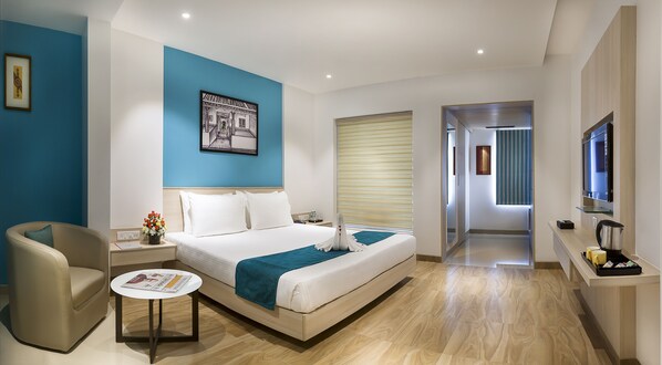 Quarto Deluxe | 1 quarto, roupa de alta qualidade, cofre no quarto, secretária 