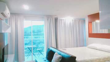 Studio | 2 quartos, secretária, cortinas/cortinados opacos