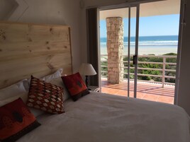 Casa | Escrivaninha, ferros/tábuas de passar roupa, Wi-Fi de cortesia