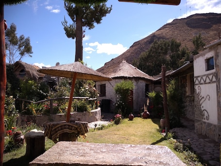 Escrivaninha, quartos à prova de som, ferros/tÔbuas de passar roupa