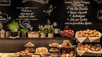 Café da manhã continental todos os dias mediante uma taxa