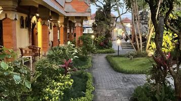 Quarto Superior | Cofre no quarto