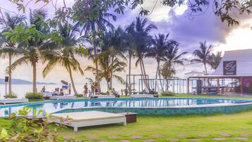 Piscina exterior