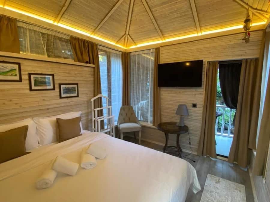 Chalé | Roupa de alta qualidade, minibar, cofre no quarto