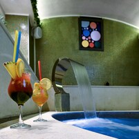 Banheira de hidromassagem particular