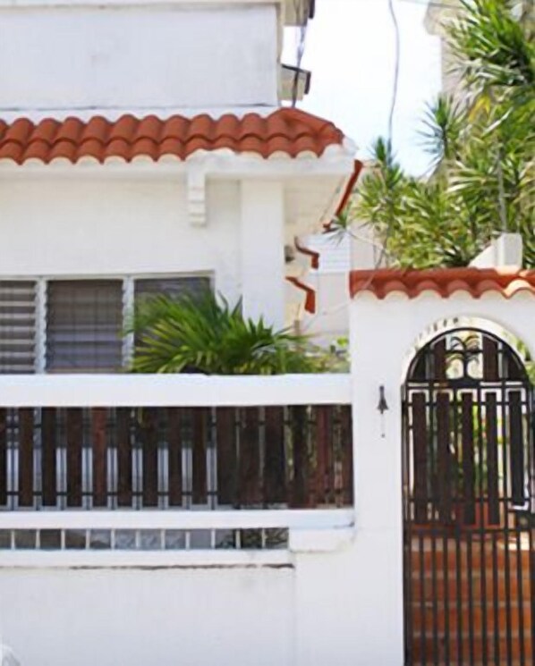 Book Posada Colonial Apartments in San Juan | Hotels.com