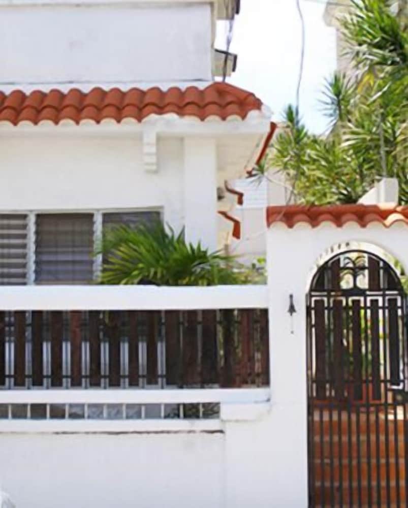 Posada Colonial Apartments - San Juan