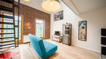 Elite Studio Suite, 1 Queen Bed with Sofa bed, 2 Bathrooms, Mezzanine (Swietego Lazarza 13 Street) | Roupa de alta qualidade, com decoração personalizada